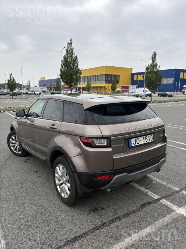 Brūns Land Rover Range Rover Evoque 2017 Rīga, ar dzinēja tilpumu 2.00 L un nobraukumu 144 tūkst. km par 14999 €, foto 4 vietnē AUTOMOTO.COM.LV