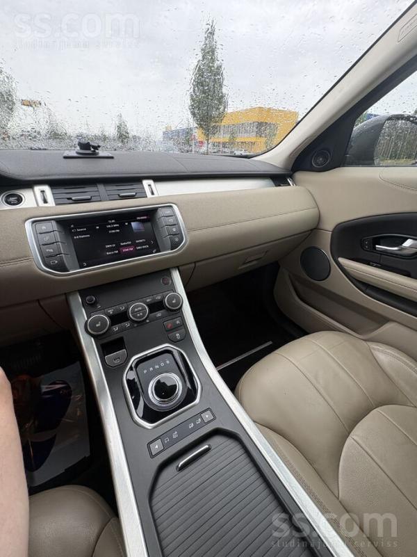 Brūns Land Rover Range Rover Evoque 2017 Rīga, ar dzinēja tilpumu 2.00 L un nobraukumu 144 tūkst. km par 14999 €, foto 10 vietnē AUTOMOTO.COM.LV