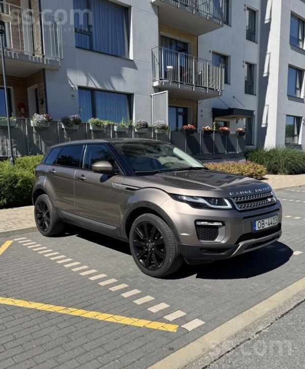 Brūns Land Rover Range Rover Evoque 2017 Rīga, ar dzinēja tilpumu 2.00 L un nobraukumu 131 tūkst. km par 10900 €, foto 1 vietnē AUTOMOTO.COM.LV