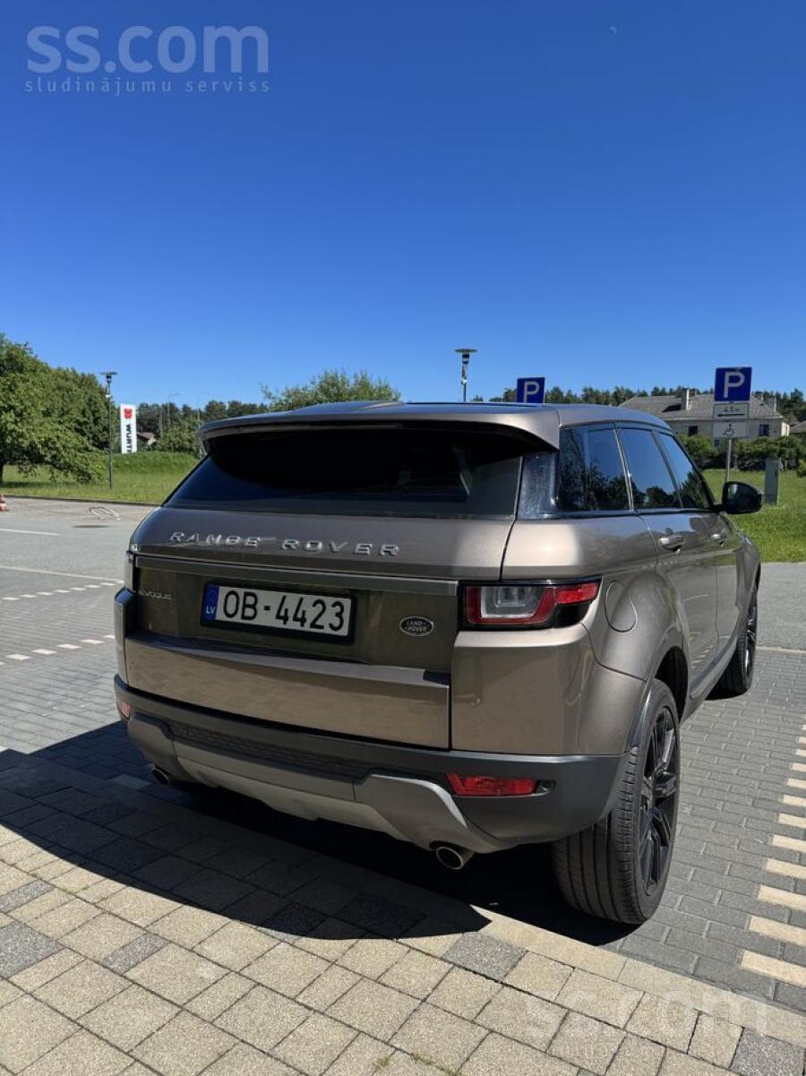 Brūns Land Rover Range Rover Evoque 2017 Rīga, ar dzinēja tilpumu 2.00 L un nobraukumu 131 tūkst. km par 10900 €, foto 6 vietnē AUTOMOTO.COM.LV