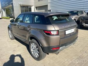 Brūns Land Rover Range Rover Evoque 2018 Rīga, ar dzinēja tilpumu 2.00 L un nobraukumu 122 tūkst. km par 18970 €, foto 3 vietnē AUTOMOTO.COM.LV
