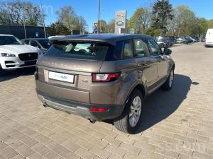 Brūns Land Rover Range Rover Evoque 2018 Rīga, ar dzinēja tilpumu 2.00 L un nobraukumu 122 tūkst. km par 18970 €, foto 4 vietnē AUTOMOTO.COM.LV