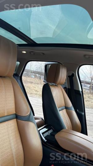 Brown Land Rover Range Rover Evoque 2019 in Riga, with an engine capacity of 2.00 L and mileage of 152 thousand km for 30000 €, photo 11 on AUTOMOTO.COM.LV