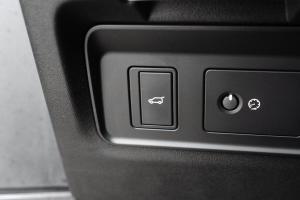 Brūns Land Rover Range Rover Evoque 2019 Mārupe, ar dzinēja tilpumu 2.00 L un nobraukumu 81 tūkst. km par 25000 €, foto 15 vietnē AUTOMOTO.COM.LV