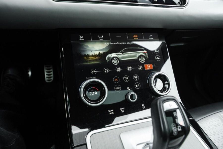 Brūns Land Rover Range Rover Evoque 2019 Mārupe, ar dzinēja tilpumu 2.00 L un nobraukumu 81 tūkst. km par 25000 €, foto 28 vietnē AUTOMOTO.COM.LV
