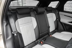 Brūns Land Rover Range Rover Evoque 2019 Mārupe, ar dzinēja tilpumu 2.00 L un nobraukumu 81 tūkst. km par 25000 €, foto 33 vietnē AUTOMOTO.COM.LV