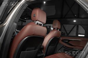 Brūns Land Rover Range Rover Evoque 2021 Rīga, ar dzinēja tilpumu 2.00 L un nobraukumu 72 tūkst. km par 29900 €, foto 15 vietnē AUTOMOTO.COM.LV