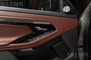 Brūns Land Rover Range Rover Evoque 2021 Rīga, ar dzinēja tilpumu 2.00 L un nobraukumu 72 tūkst. km par 29900 €, foto 17 vietnē AUTOMOTO.COM.LV