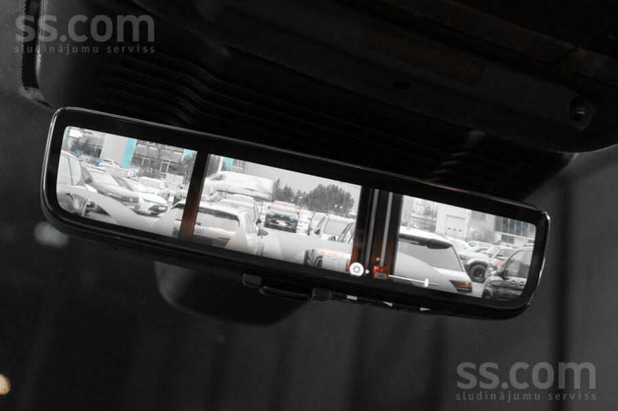 Brūns Land Rover Range Rover Evoque 2021 Rīga, ar dzinēja tilpumu 2.00 L un nobraukumu 72 tūkst. km par 29900 €, foto 29 vietnē AUTOMOTO.COM.LV