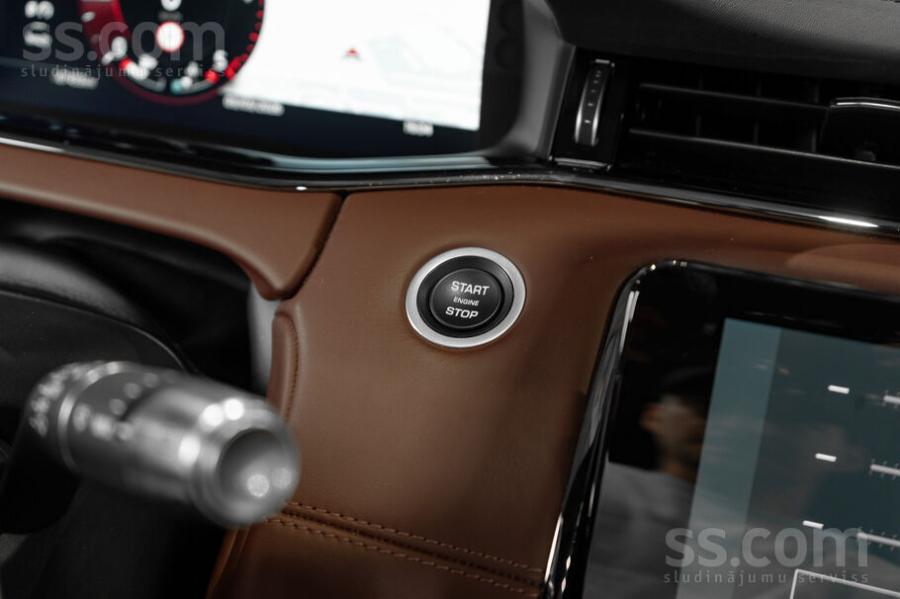 Brūns Land Rover Range Rover Evoque 2021 Rīga, ar dzinēja tilpumu 2.00 L un nobraukumu 72 tūkst. km par 29900 €, foto 30 vietnē AUTOMOTO.COM.LV