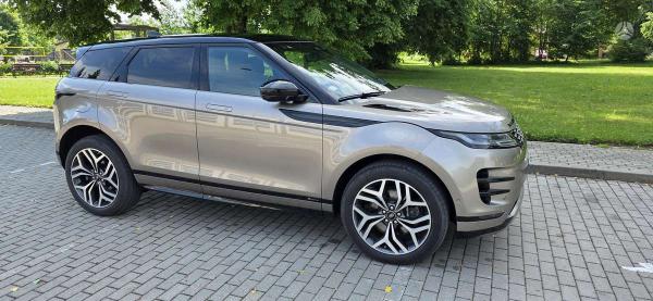 Brūns Land Rover Range Rover Evoque 2021 Tauragė, ar dzinēja tilpumu 1.50 L un nobraukumu 239 tūkst. km par 32000 €, foto 4 vietnē AUTOMOTO.COM.LV