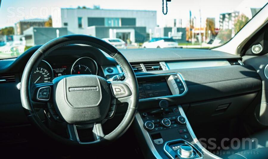 Brūns Land Rover Range Rover Evoque 2014 Rīga, ar dzinēja tilpumu 2.20 L un nobraukumu 170 tūkst. km par 11000 €, foto 7 vietnē AUTOMOTO.COM.LV