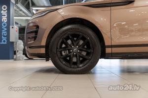Brūns Land Rover Range Rover Evoque 2026 Tallina, ar dzinēja tilpumu 1.50 L un nobraukumu 8 tūkst. km par 69950 €, foto 17 vietnē AUTOMOTO.COM.LV
