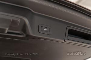 Brūns Land Rover Range Rover Evoque 2026 Tallina, ar dzinēja tilpumu 1.50 L un nobraukumu 8 tūkst. km par 69950 €, foto 19 vietnē AUTOMOTO.COM.LV
