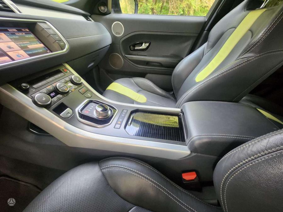 Land Rover Range Rover Evoque 2012 Viļņa, ar dzinēja tilpumu 2.20 L un nobraukumu 207 tūkst. km par 11600 €, foto 24 vietnē AUTOMOTO.COM.LV