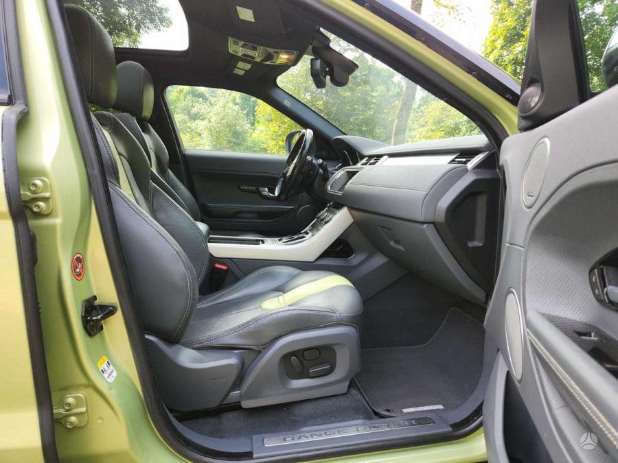 Land Rover Range Rover Evoque 2012 Viļņa, ar dzinēja tilpumu 2.20 L un nobraukumu 207 tūkst. km par 11600 €, foto 32 vietnē AUTOMOTO.COM.LV