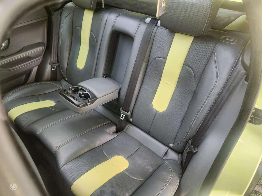 Land Rover Range Rover Evoque 2012 Viļņa, ar dzinēja tilpumu 2.20 L un nobraukumu 207 tūkst. km par 10900 €, foto 62 vietnē AUTOMOTO.COM.LV