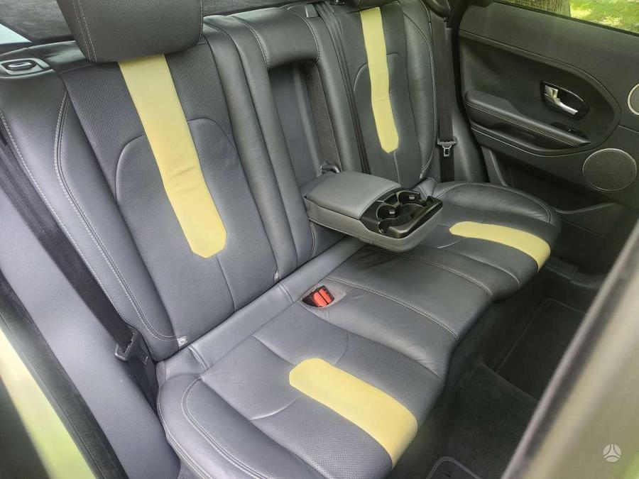 Land Rover Range Rover Evoque 2012 Viļņa, ar dzinēja tilpumu 2.20 L un nobraukumu 207 tūkst. km par 10900 €, foto 77 vietnē AUTOMOTO.COM.LV