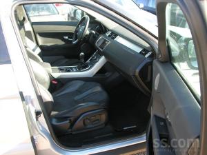 Land Rover Range Rover Evoque 2013 Rīga, ar dzinēja tilpumu 2.20 L un nobraukumu 330 tūkst. km par 8950 €, foto 7 vietnē AUTOMOTO.COM.LV