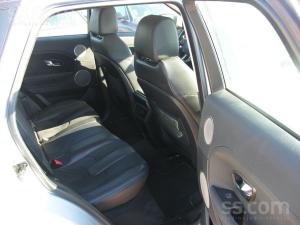 Land Rover Range Rover Evoque 2013 Rīga, ar dzinēja tilpumu 2.20 L un nobraukumu 330 tūkst. km par 8950 €, foto 8 vietnē AUTOMOTO.COM.LV