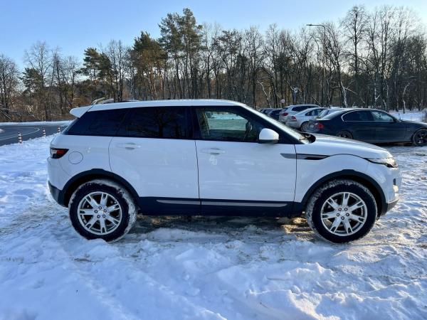Land Rover Range Rover Evoque 2014 in Vilnius, with an engine capacity of 2.20 L and mileage of 160 thousand km for 12500 €, photo 3 on AUTOMOTO.COM.LV