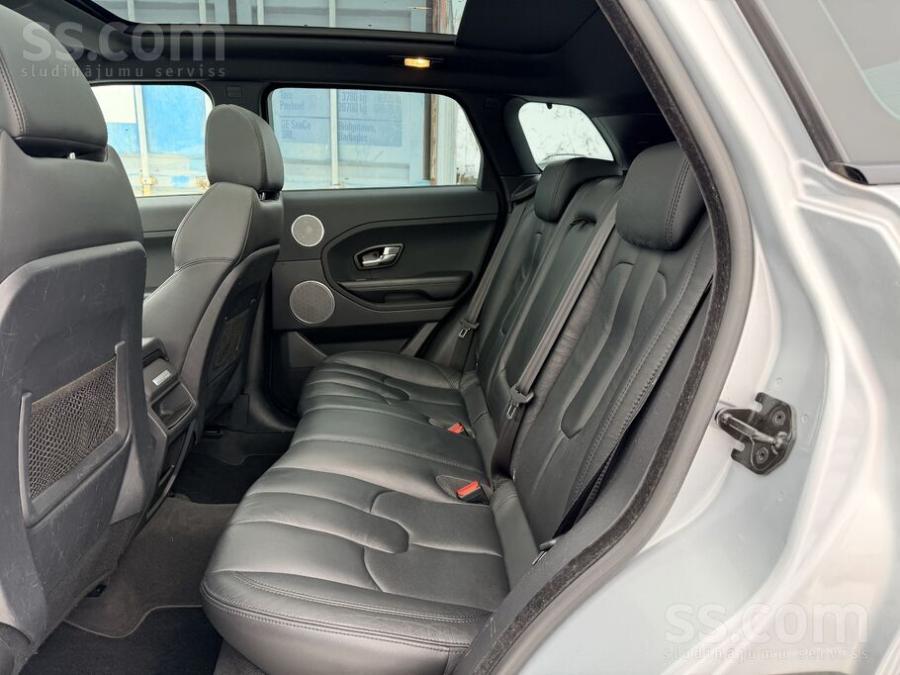 Land Rover Range Rover Evoque 2014 in Riga, with an engine capacity of 2.20 L and mileage of 155 thousand km for 11995 €, photo 8 on AUTOMOTO.COM.LV