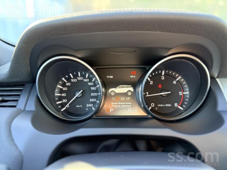 Land Rover Range Rover Evoque 2014 in Riga, with an engine capacity of 2.20 L and mileage of 155 thousand km for 11995 €, photo 18 on AUTOMOTO.COM.LV