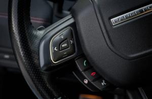 Land Rover Range Rover Evoque 2014 Jelgava, ar dzinēja tilpumu 2.20 L un nobraukumu 234 tūkst. km par 12800 €, foto 19 vietnē AUTOMOTO.COM.LV