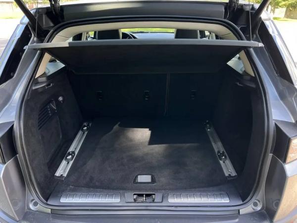 Land Rover Range Rover Evoque 2014 Rīga, ar dzinēja tilpumu 2.20 L un nobraukumu 216 tūkst. km par 11950 €, foto 7 vietnē AUTOMOTO.COM.LV