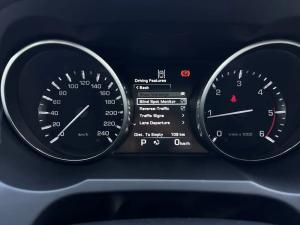 Land Rover Range Rover Evoque 2014 Rīga, ar dzinēja tilpumu 2.20 L un nobraukumu 216 tūkst. km par 11950 €, foto 28 vietnē AUTOMOTO.COM.LV