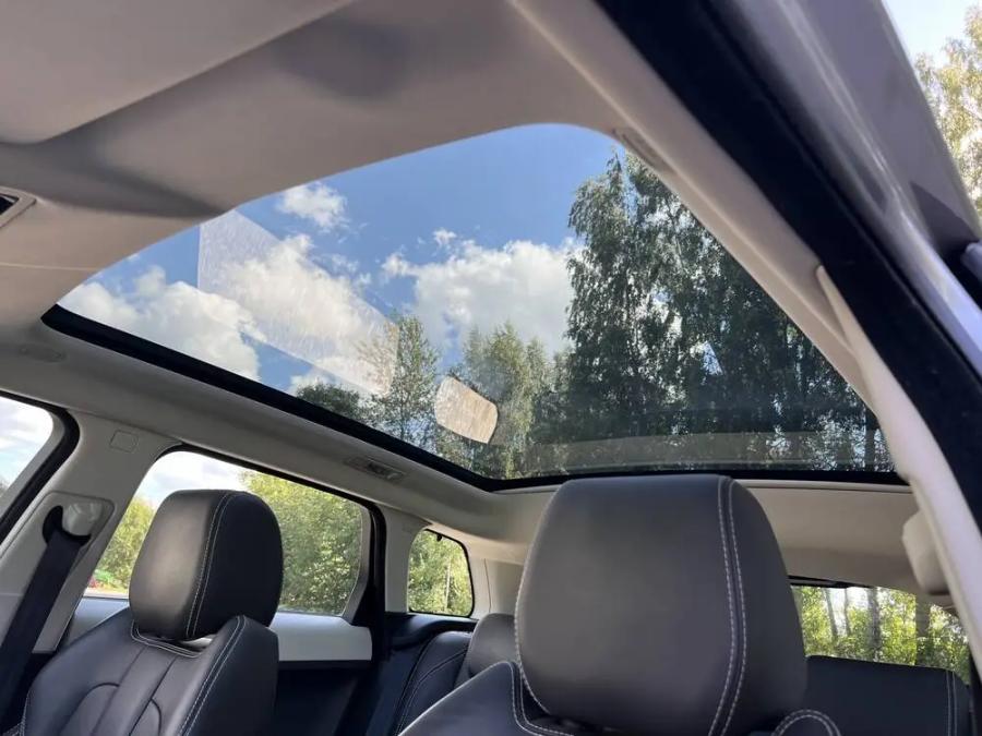 Land Rover Range Rover Evoque 2014 Rīga, ar dzinēja tilpumu 2.20 L un nobraukumu 216 tūkst. km par 11950 €, foto 34 vietnē AUTOMOTO.COM.LV