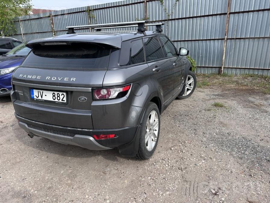 Land Rover Range Rover Evoque 2015 Rīga, ar dzinēja tilpumu 2.20 L un nobraukumu 168 tūkst. km par 8000 €, foto 4 vietnē AUTOMOTO.COM.LV