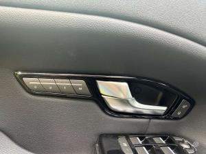 Land Rover Range Rover Evoque 2016 Tauragė, ar dzinēja tilpumu 2.00 L un nobraukumu 230 tūkst. km par 9900 €, foto 19 vietnē AUTOMOTO.COM.LV