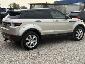 Land Rover Range Rover Evoque 2017 in Kretinga, with an engine capacity of 2.00 L and mileage of 71 thousand km for 15999 €, photo 7 on AUTOMOTO.COM.LV