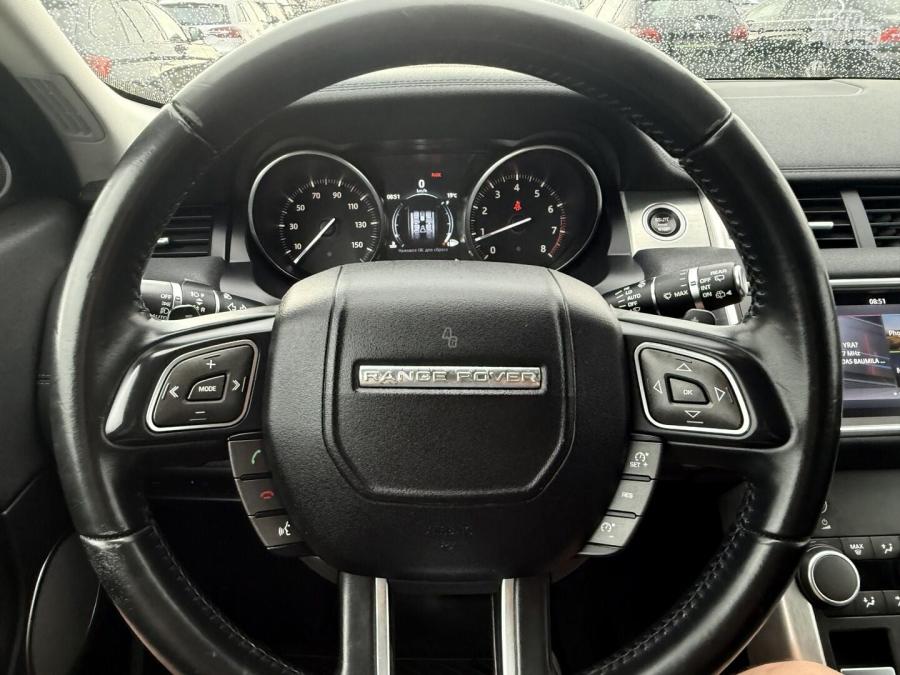 Land Rover Range Rover Evoque 2017 in Kretinga, with an engine capacity of 2.00 L and mileage of 71 thousand km for 15999 €, photo 21 on AUTOMOTO.COM.LV