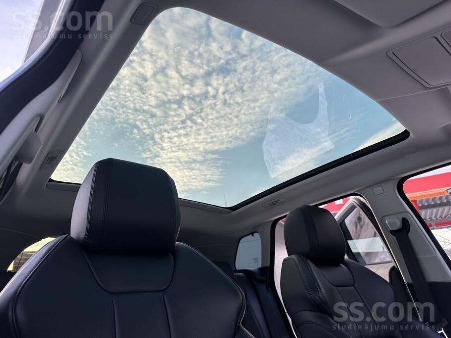Land Rover Range Rover Evoque 2019 in Jelgava, with an engine capacity of 2.00 L and mileage of 99 thousand km for 15700 €, photo 10 on AUTOMOTO.COM.LV