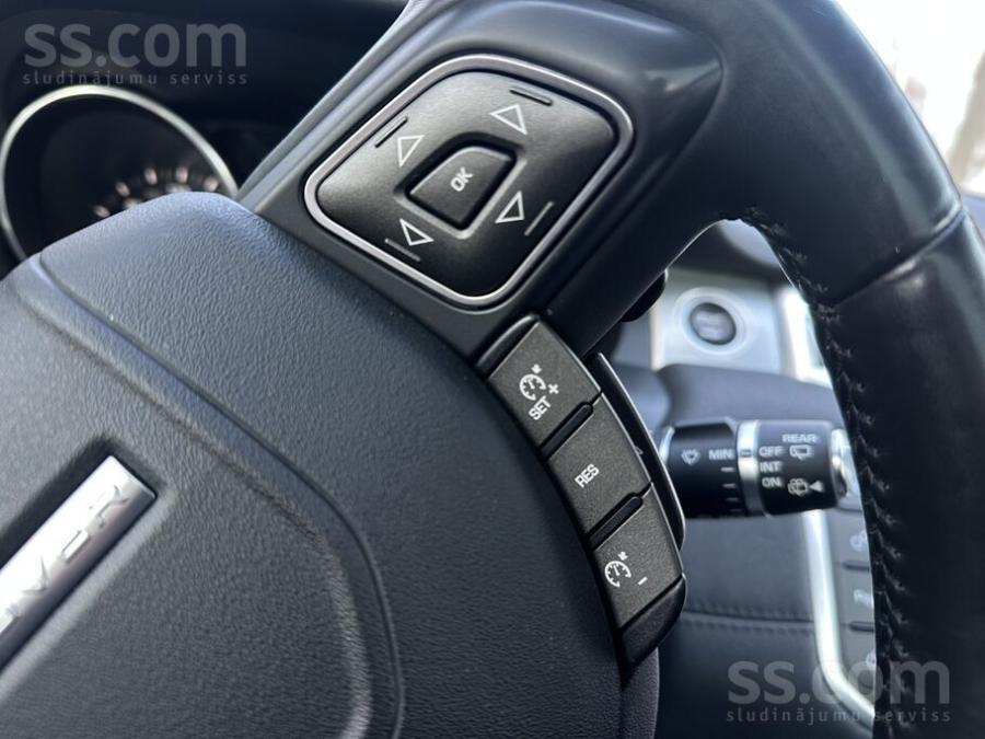 Land Rover Range Rover Evoque 2019 in Jelgava, with an engine capacity of 2.00 L and mileage of 99 thousand km for 15700 €, photo 18 on AUTOMOTO.COM.LV