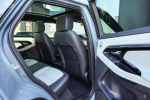 Land Rover Range Rover Evoque 2022 in Kaunas, with an engine capacity of 2.00 L and mileage of 57 thousand km for 30950 €, photo 37 on AUTOMOTO.COM.LV