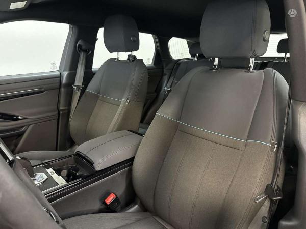 Land Rover Range Rover Evoque 2023 in Vilnius, with an engine capacity of 2.00 L and mileage of 55 thousand km for 33000 €, photo 10 on AUTOMOTO.COM.LV
