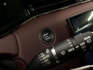 Land Rover Range Rover Evoque 2025 Viļņa, ar dzinēja tilpumu 2.00 L un nobraukumu 13 tūkst. km par 50900 €, foto 22 vietnē AUTOMOTO.COM.LV