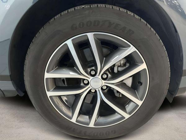 Land Rover Range Rover Evoque 2025 Viļņa, ar dzinēja tilpumu 2.00 L un nobraukumu 16 tūkst. km par 52500 €, foto 6 vietnē AUTOMOTO.COM.LV