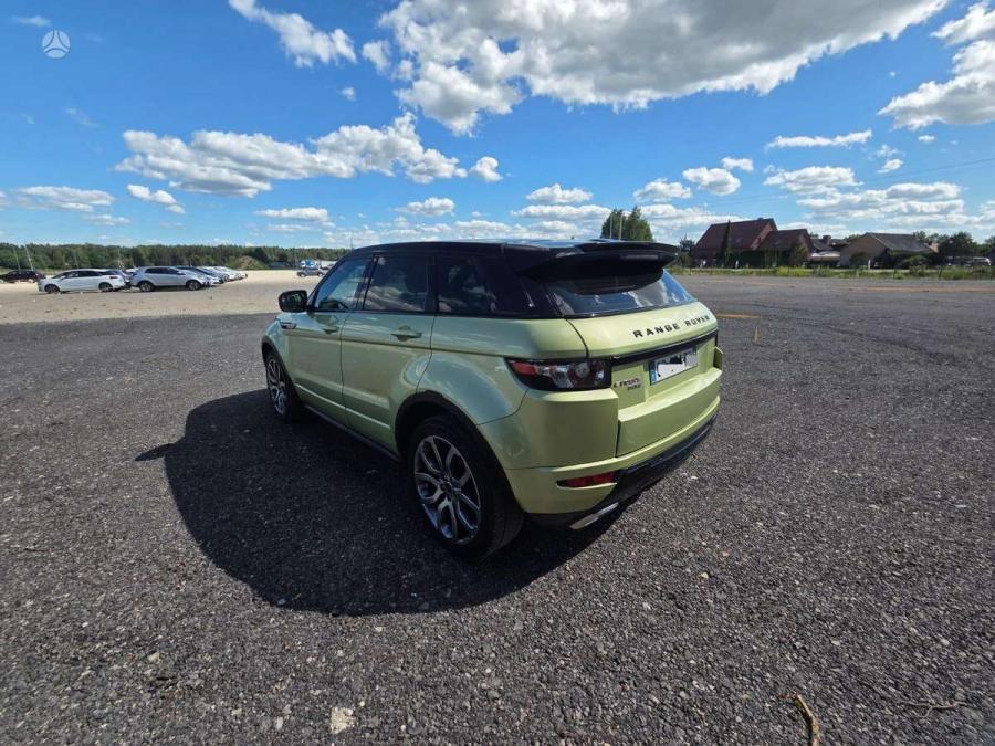 Green Land Rover Range Rover Evoque 2012 in Taurage, with an engine capacity of 2.18 L and mileage of 207 thousand km for 9800 €, photo 7 on AUTOMOTO.COM.LV
