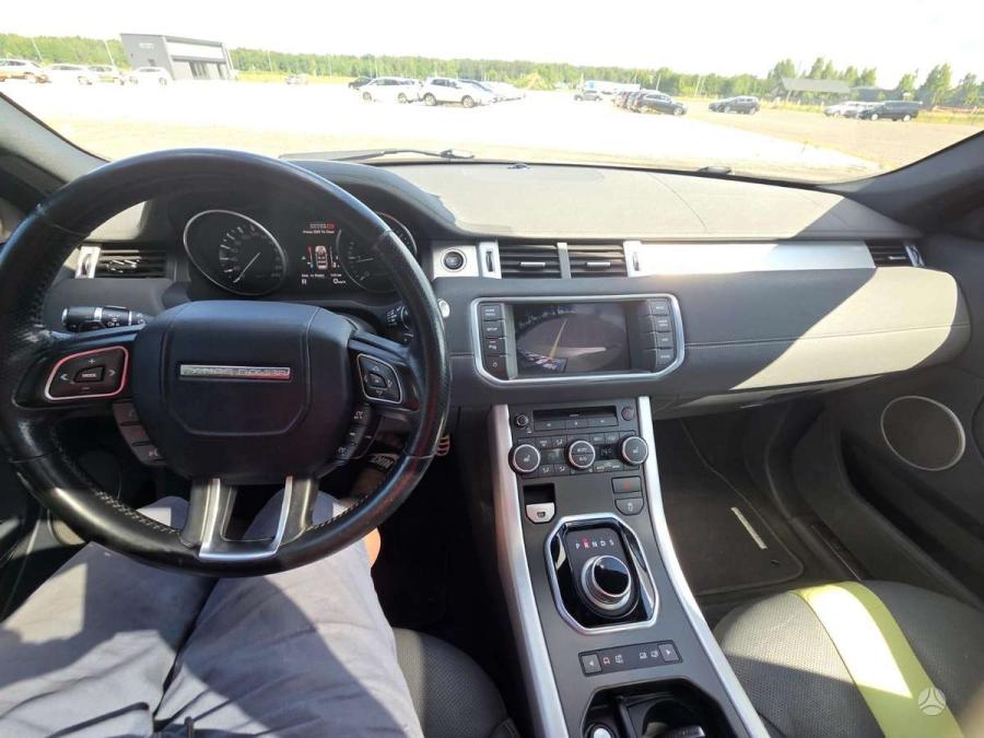 Green Land Rover Range Rover Evoque 2012 in Taurage, with an engine capacity of 2.18 L and mileage of 207 thousand km for 9800 €, photo 10 on AUTOMOTO.COM.LV