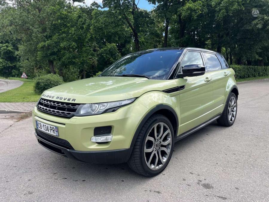 Green Land Rover Range Rover Evoque 2012 in Taurage, with an engine capacity of 2.18 L and mileage of 207 thousand km for 9700 €, photo 1 on AUTOMOTO.COM.LV