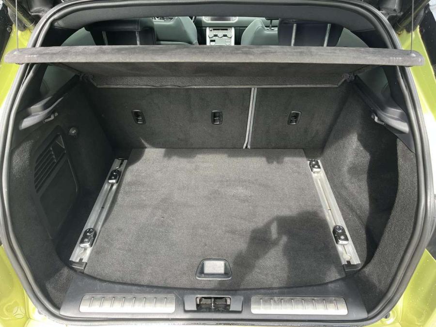 Green Land Rover Range Rover Evoque 2012 in Taurage, with an engine capacity of 2.18 L and mileage of 207 thousand km for 9700 €, photo 11 on AUTOMOTO.COM.LV