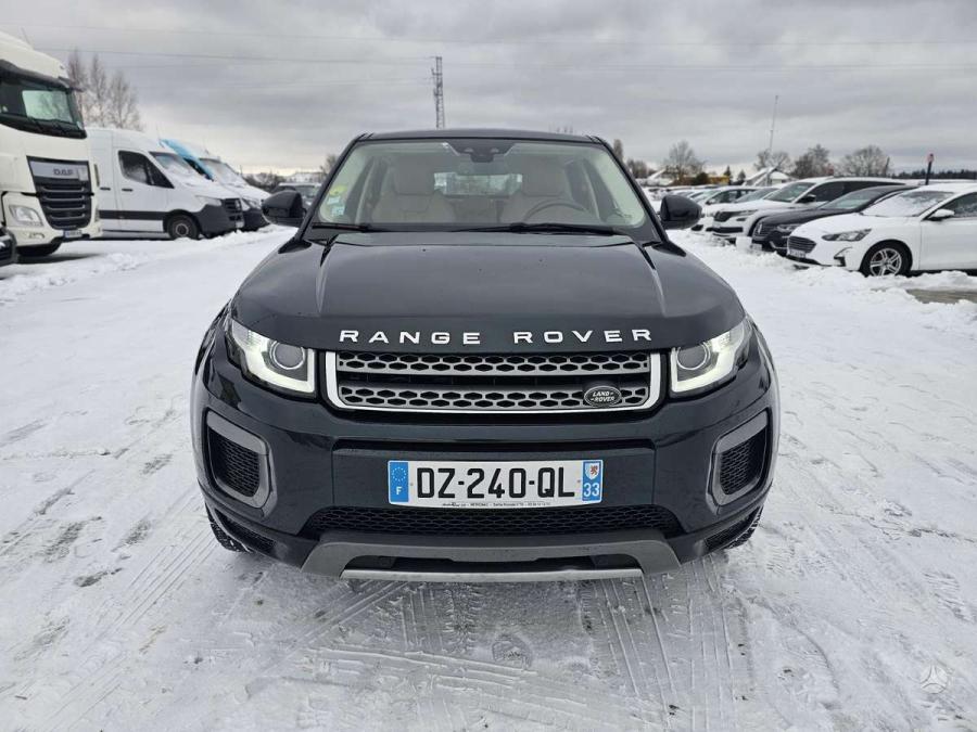 Zaļš Land Rover Range Rover Evoque 2016 Tauragė, ar dzinēja tilpumu 2.00 L un nobraukumu 132 tūkst. km par 9200 €, foto 1 vietnē AUTOMOTO.COM.LV