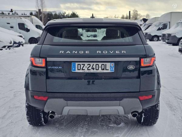 Zaļš Land Rover Range Rover Evoque 2016 Tauragė, ar dzinēja tilpumu 2.00 L un nobraukumu 132 tūkst. km par 9200 €, foto 4 vietnē AUTOMOTO.COM.LV
