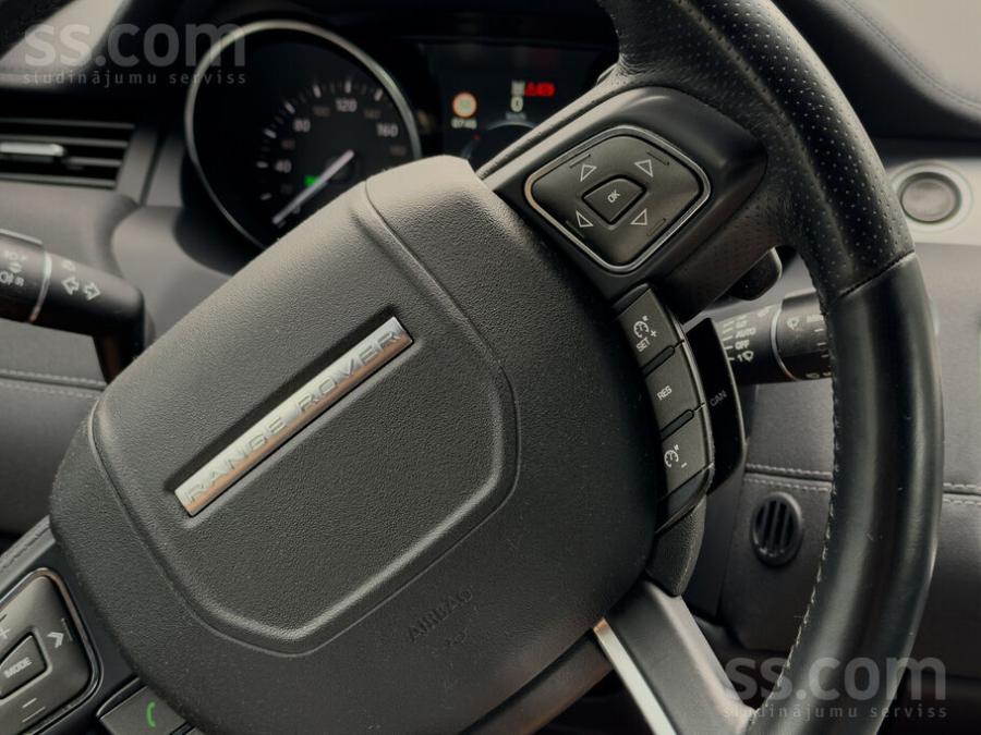 Grey Land Rover Range Rover Evoque 2016 in Daugavpils, with an engine capacity of 2.00 L and mileage of 235 thousand km for 12800 €, photo 9 on AUTOMOTO.COM.LV