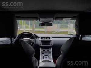 Grey Land Rover Range Rover Evoque 2016 in Daugavpils, with an engine capacity of 2.00 L and mileage of 235 thousand km for 12800 €, photo 16 on AUTOMOTO.COM.LV