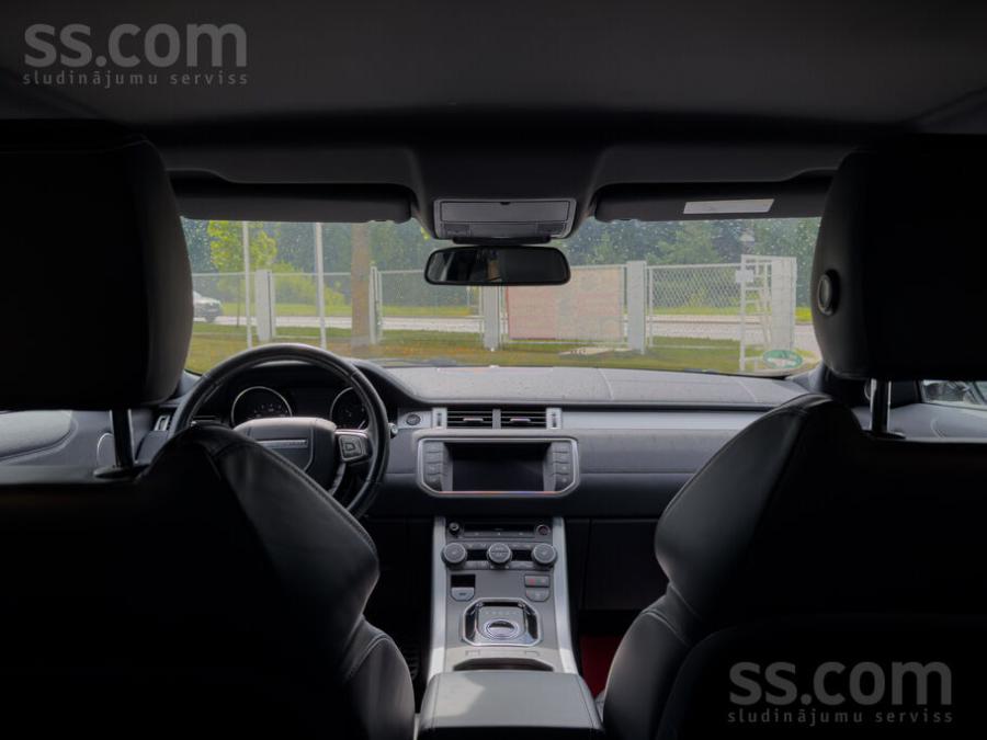 Grey Land Rover Range Rover Evoque 2016 in Daugavpils, with an engine capacity of 2.00 L and mileage of 235 thousand km for 12800 €, photo 16 on AUTOMOTO.COM.LV
